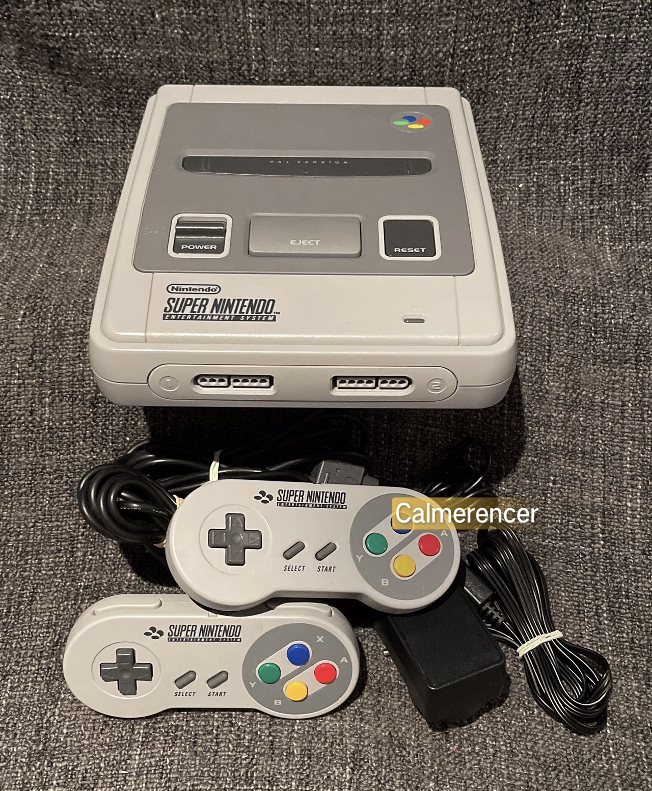Super Nintendo Console With 2x controllers, power and Video cords (Sne ...